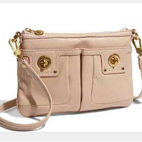 Marc Jacobs | Bags | Marc By Marc Jacobs Totally Turnlock Leather Pockets Crossbody | Poshmark